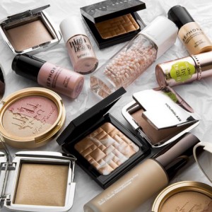 Best Highlighters For Glowing Skin | BEAUTY