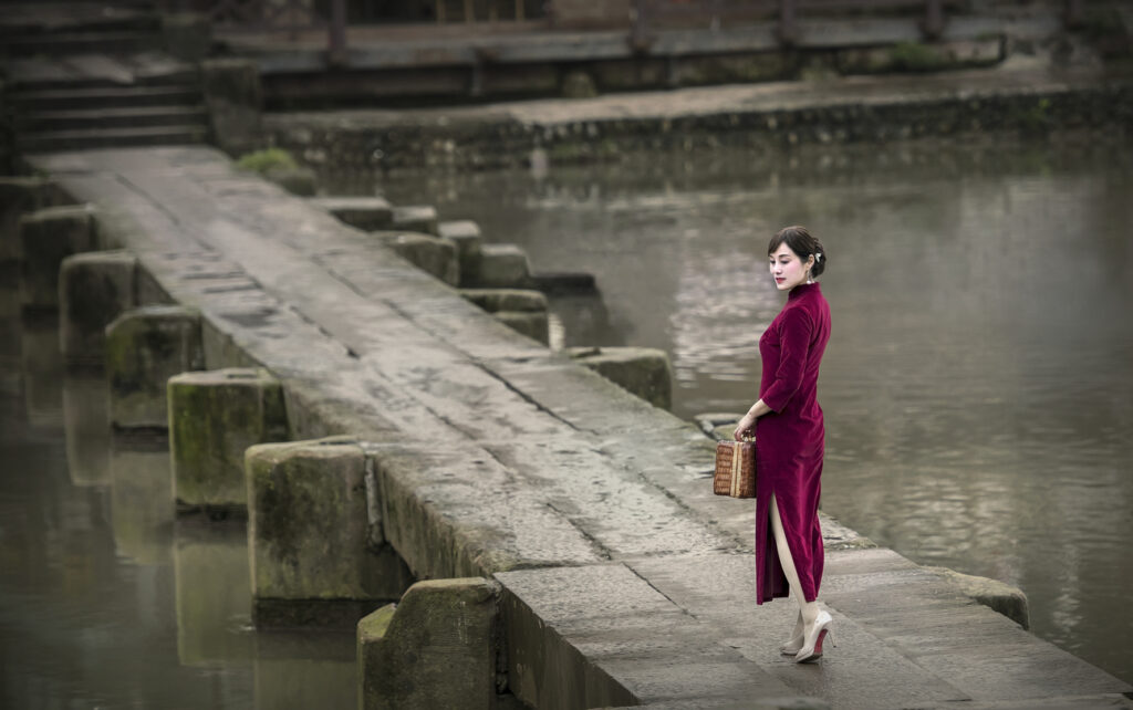 The Return of the Cheongsam: A Classic Dress Reclaims Its Place in ...